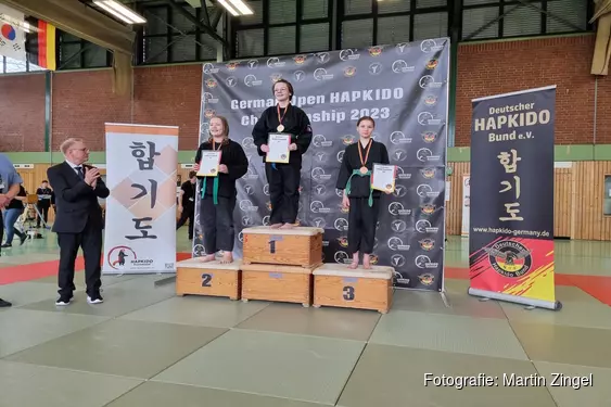 Goud voor Mare Westra en Jason Pries op Open Duitse Hapkido ...